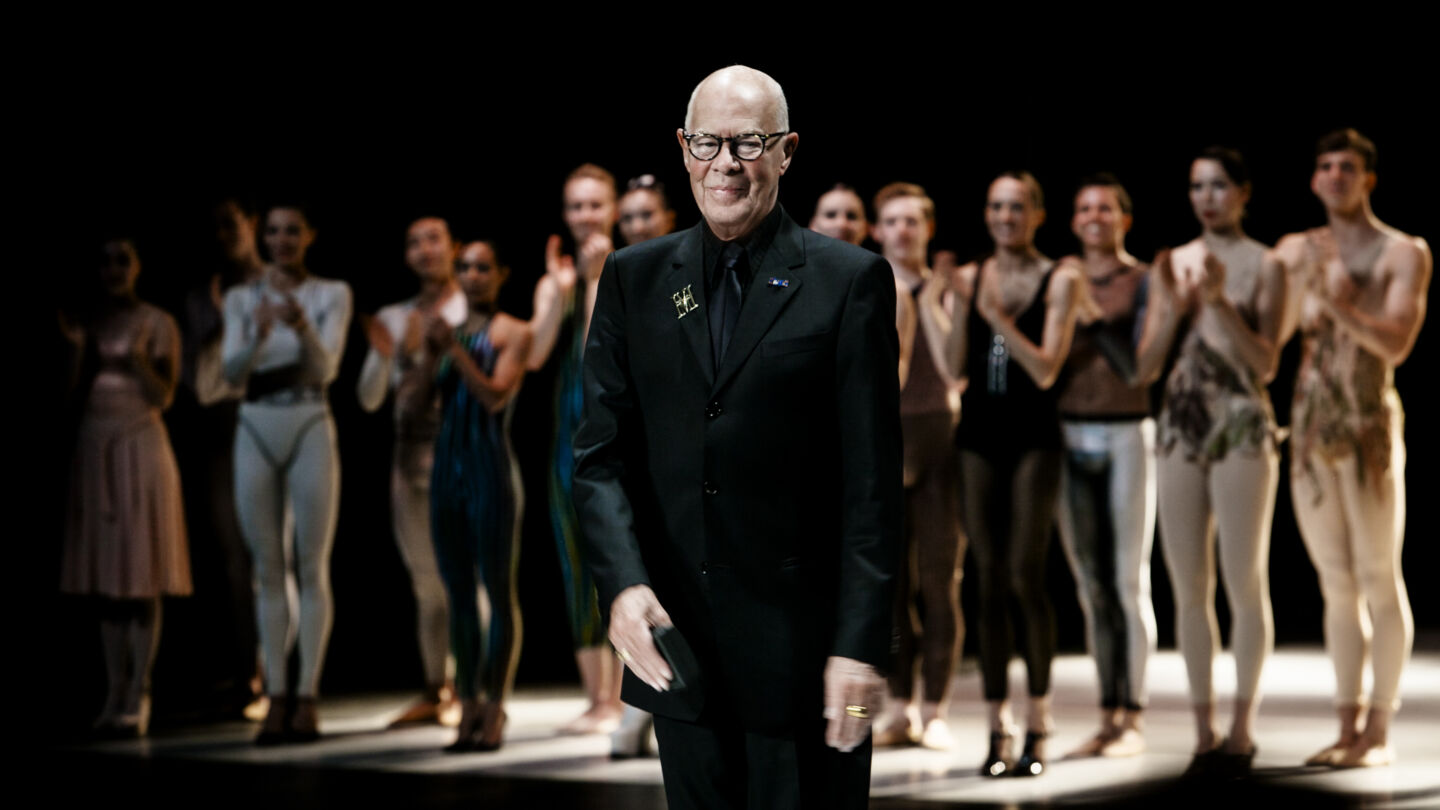 Choreograaf Hans van Manen (93) overleden